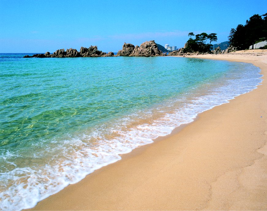 【2019年】福井県の綺麗な海「水晶浜海水浴場」情報！水質や営業時間は？ 日本の綺麗なビーチ達